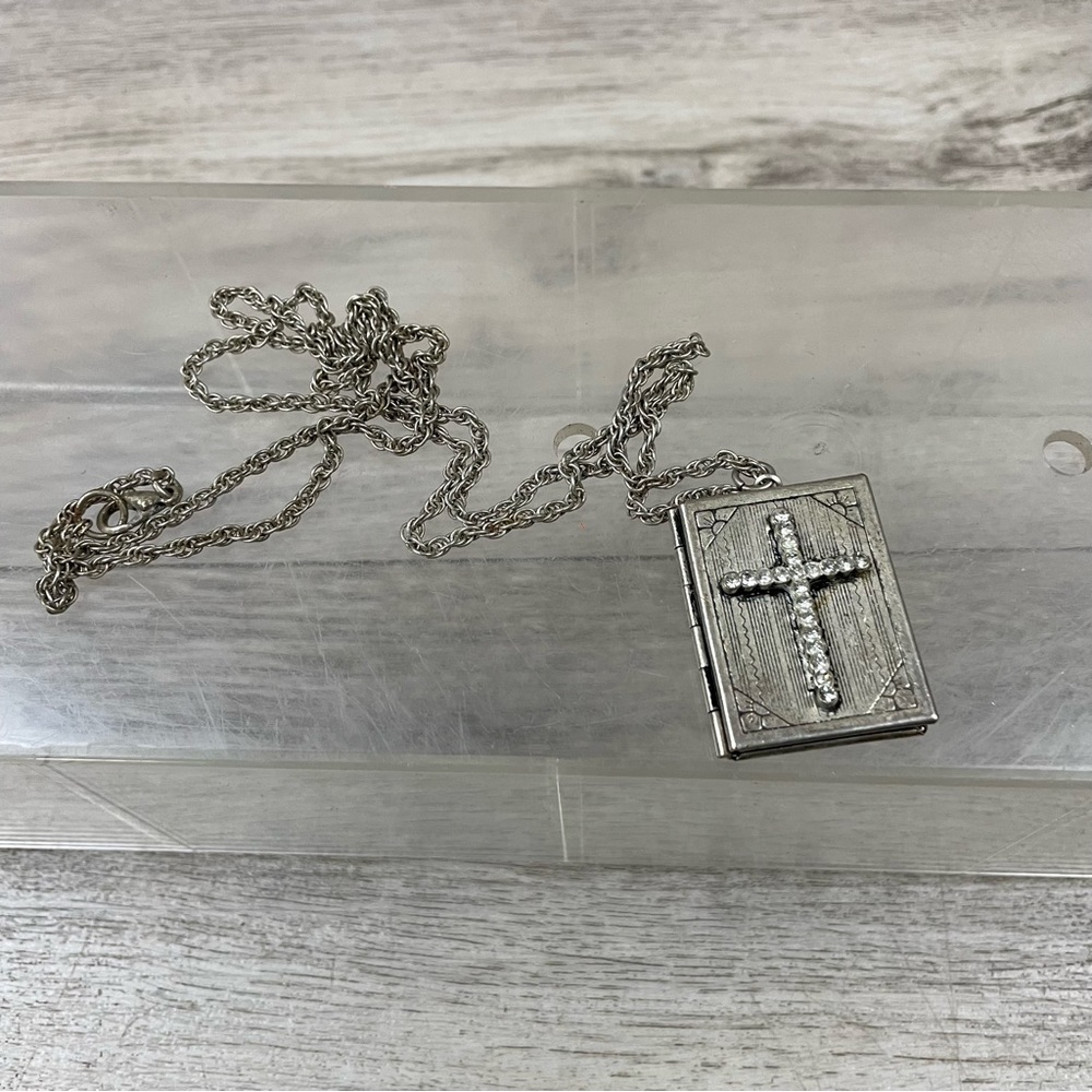 Cross Religious Holy Bible Photo Locket Remembrance P… - Gem